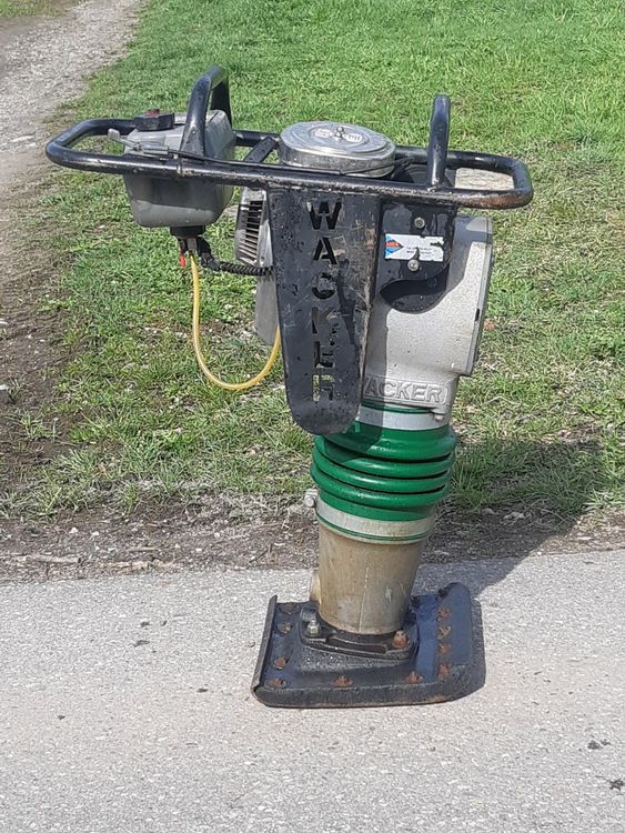 Wacker 68Kg Grabenstampfer (Defekt) in Grosswangen für CHF 356 – nur ...