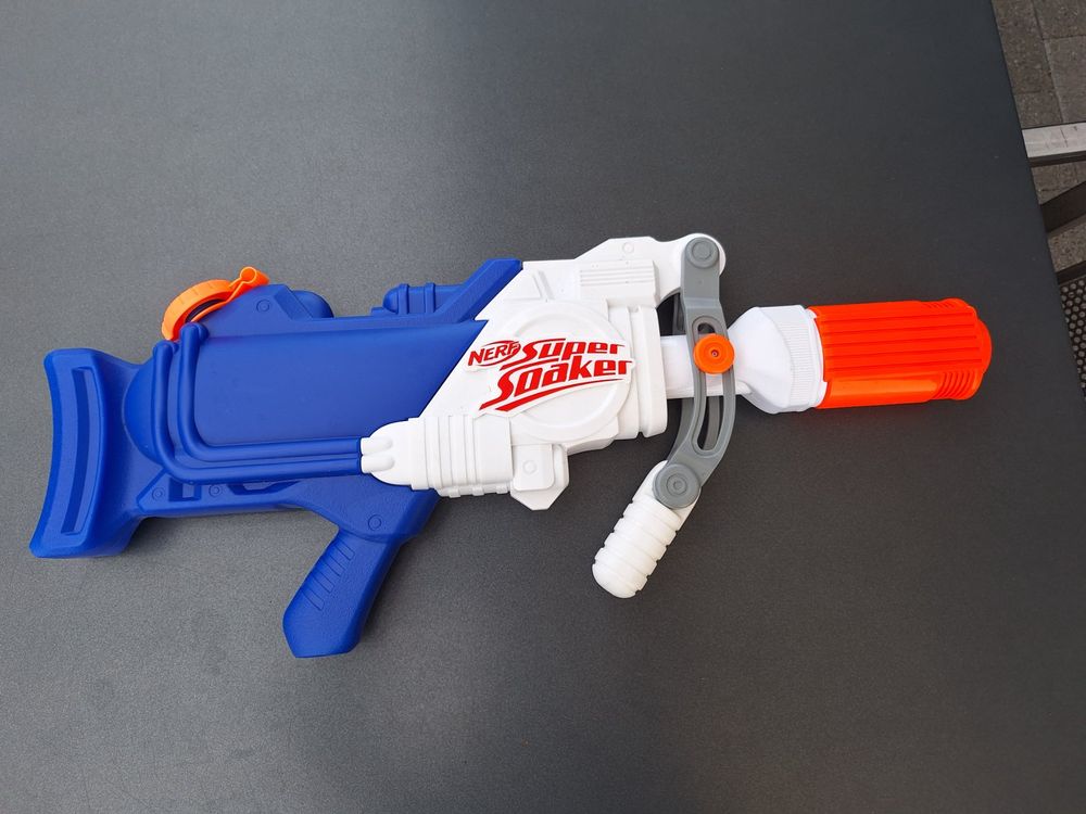 NERF Super Soaker Hydra, Wasserpistole gross, 2 Stück (Gebraucht) in ...
