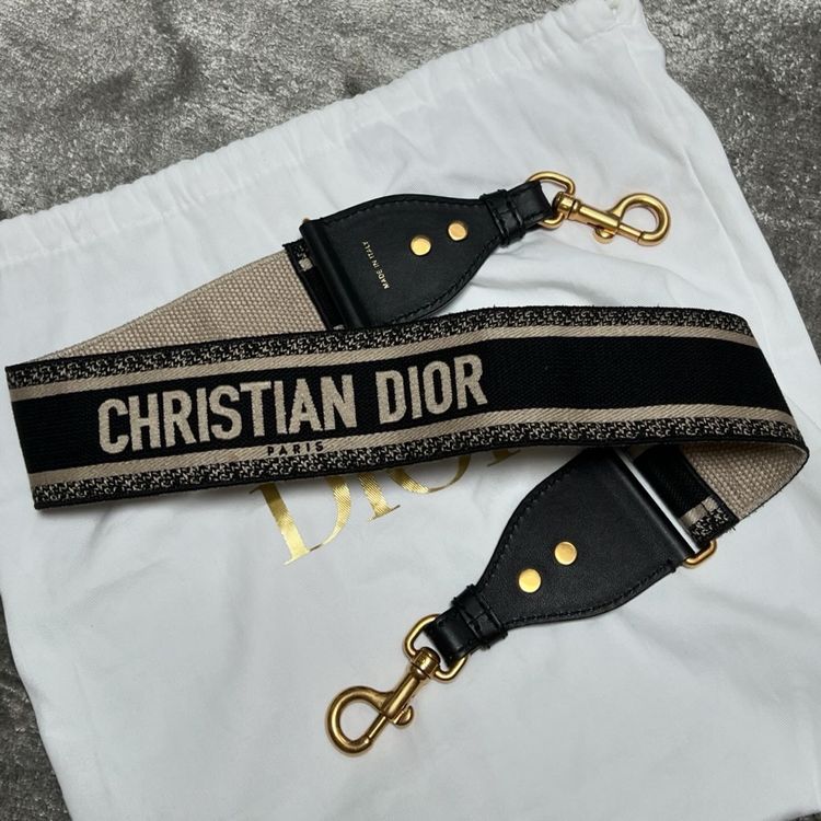 Dior Strap (Gebraucht) in Bäch SZ für CHF 500 – mit Lieferung auf ...