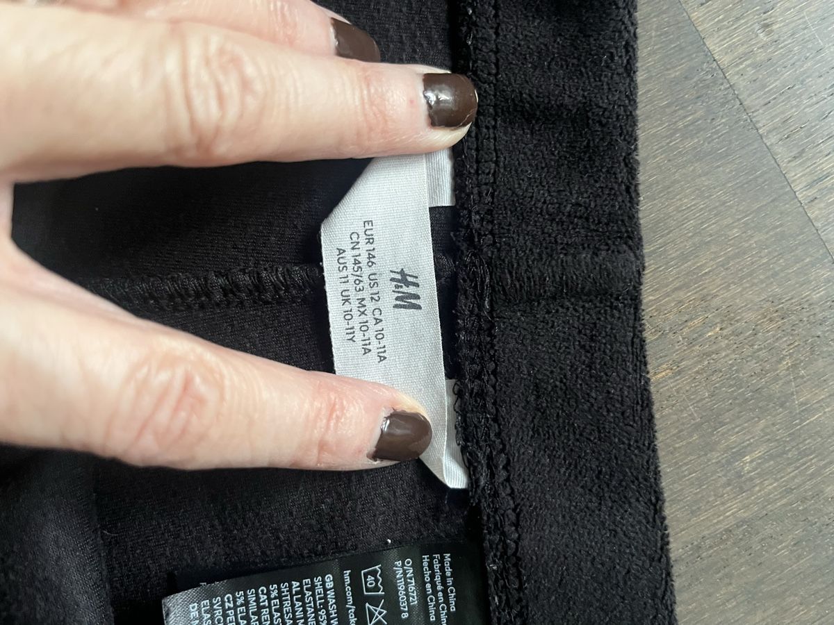 Bas de training noir fille H&M 146 (D'occasion) à gland pour CHF 7 ...