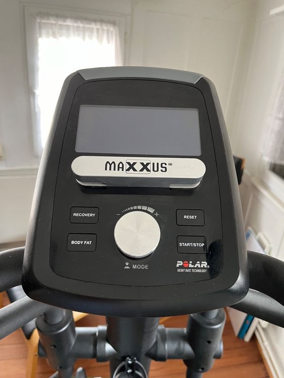 Maxxus Crosstrainer CX 4.3f mit Klappbarer Gleitrahmen | Kaufen auf Ricardo