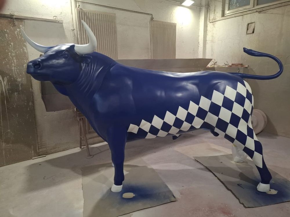 Spanischer Stier lebensgroß 3D Collection / HAEIGEMO (Neu und ...