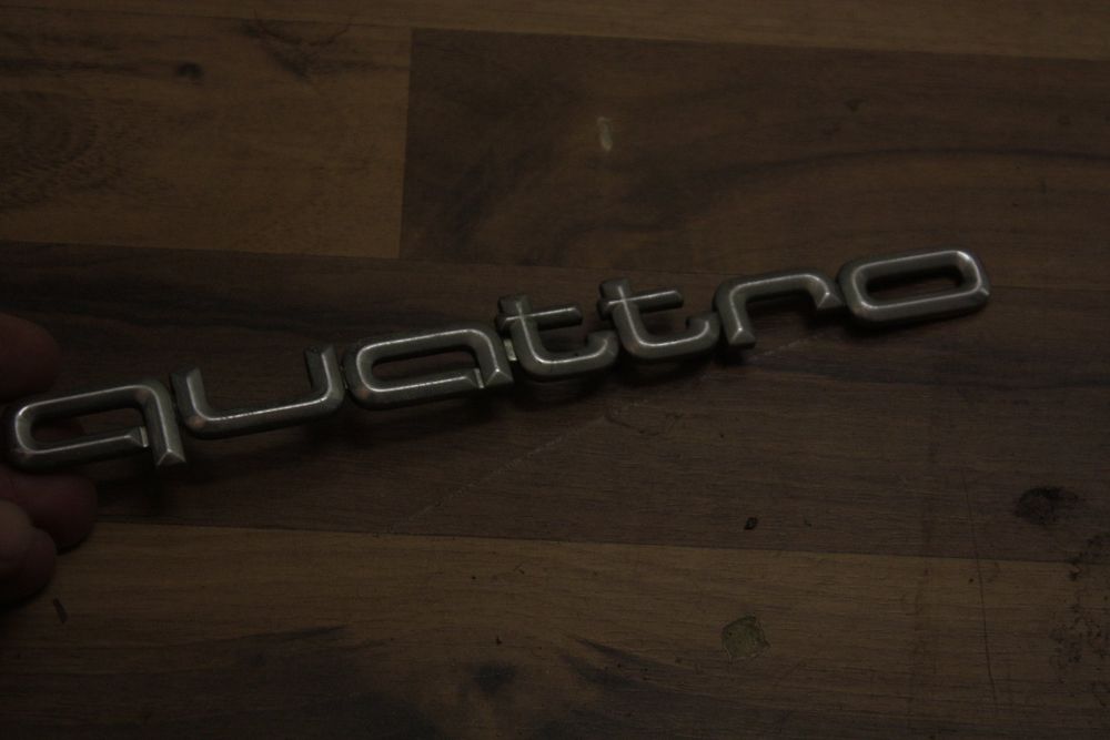 Audi quattro Plakette Schrift für Auto Vintage Oldtimer | Kaufen auf ...