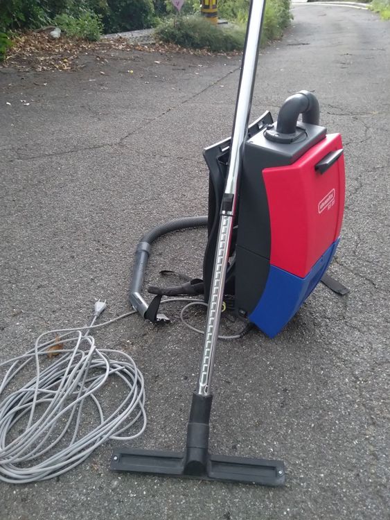 Rückenstaubsauger | Kaufen auf Ricardo