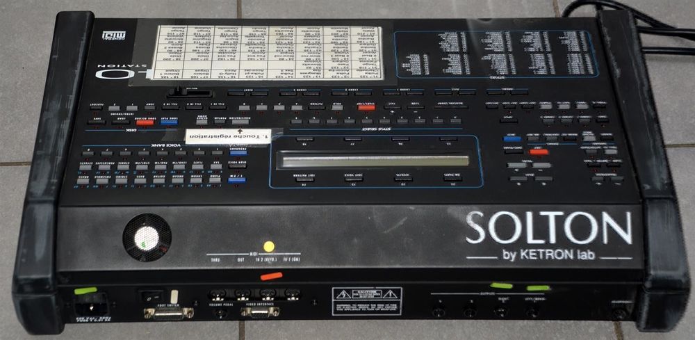 Solton MS40 - Keyboard Arranger (Gebraucht) in Collonges für CHF 140 ...