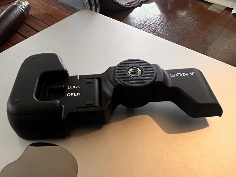 Sony Sony Alpha 7C R / Alpha 7CII Grip (Gebraucht) in Heiden für CHF ...