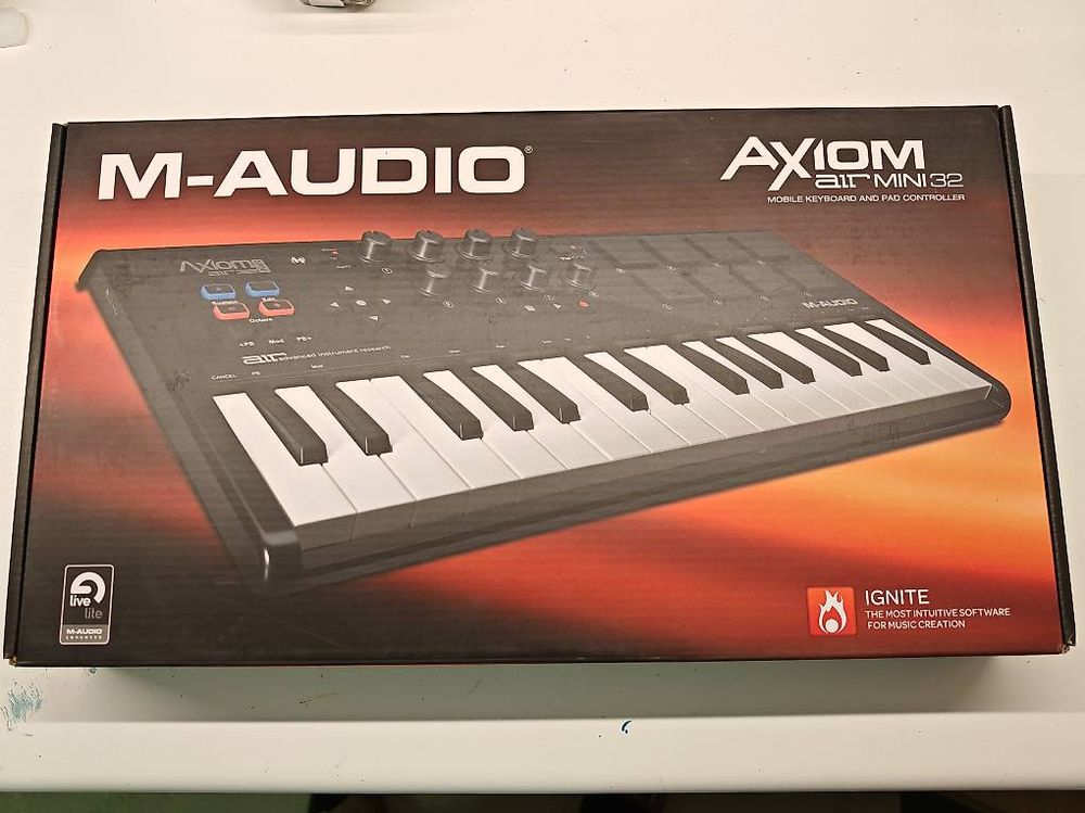 M-AUDIO Axiom Air Mini 32 Keyboard Midi (Gebraucht) in Ins für CHF 35 – mit Lieferung auf ...