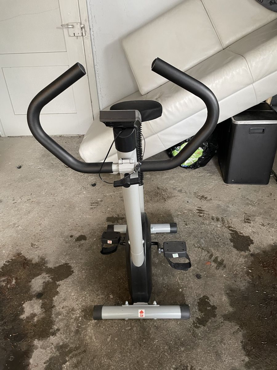 Hometrainer Velo Ergometer Top Zustand für Sport zuhause! (Gebraucht ...
