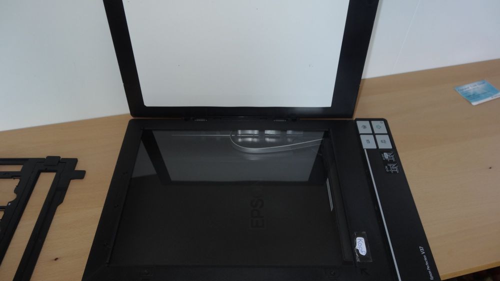 Epson Perfection Flachbett Scanner V37 | Kaufen auf Ricardo