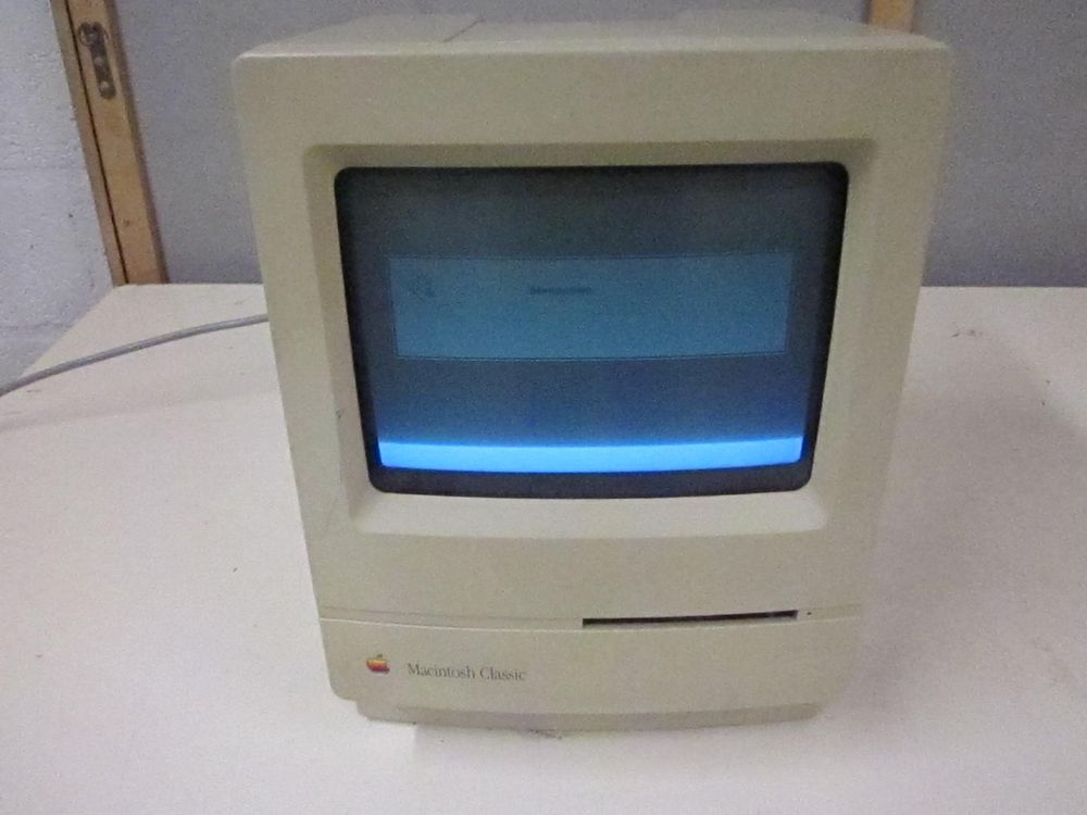 MACINTOSH CLASSIC Model M0420 1988 (Gebraucht) in für CHF 103.5 – mit ...
