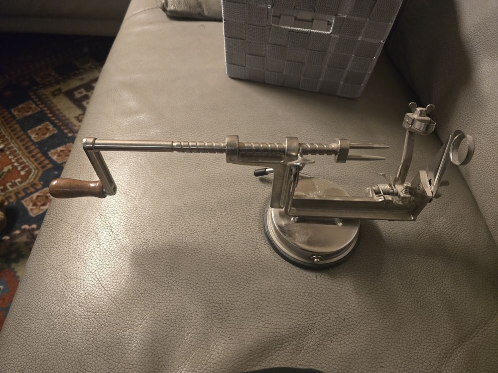 Apfelschäler Mechanisch / Schäler Mechanisch (D) (Gebraucht) in ...