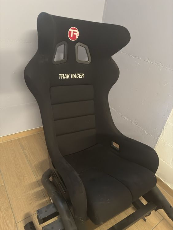 Trak Racer TR8 Mach 4 Cockpit with Monitor Stand and GT Styl (Gebraucht ...