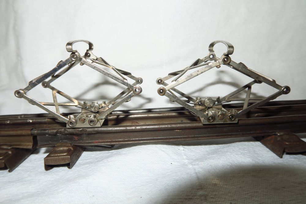 2 Märklin Stromabnehmer / Pantograph / Pantograf / Blech (Gebraucht) in ...