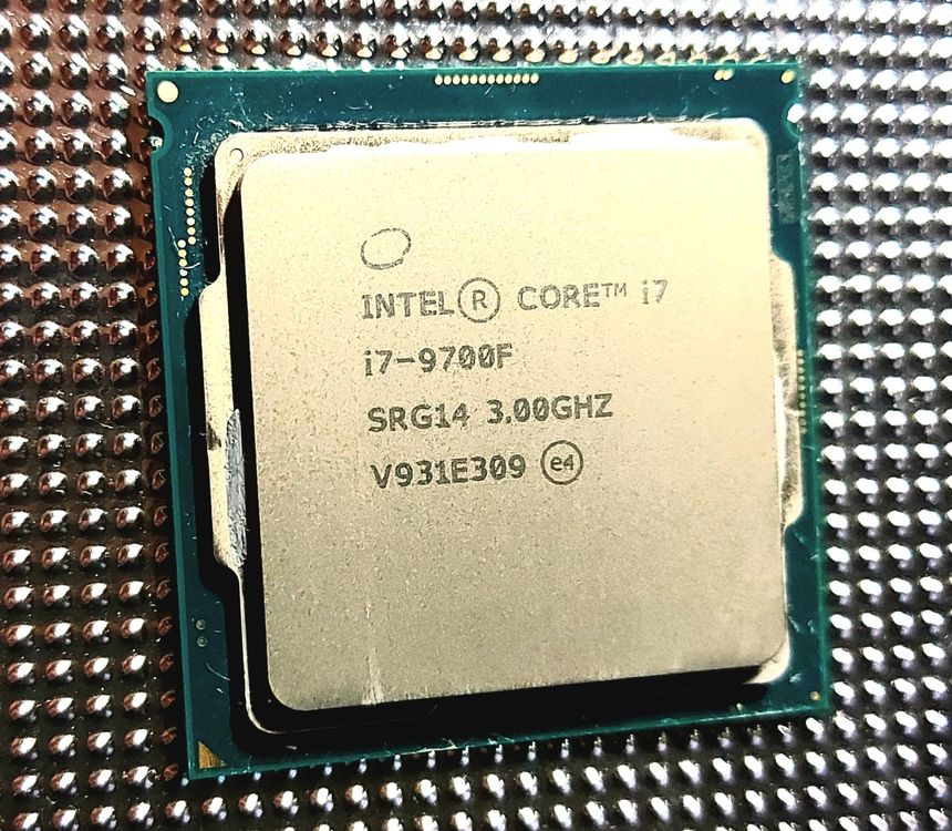 Intel CPU i7 9700F (Gebraucht) in Berikon für CHF 120 – nur Abholung auf Ricardo kaufen