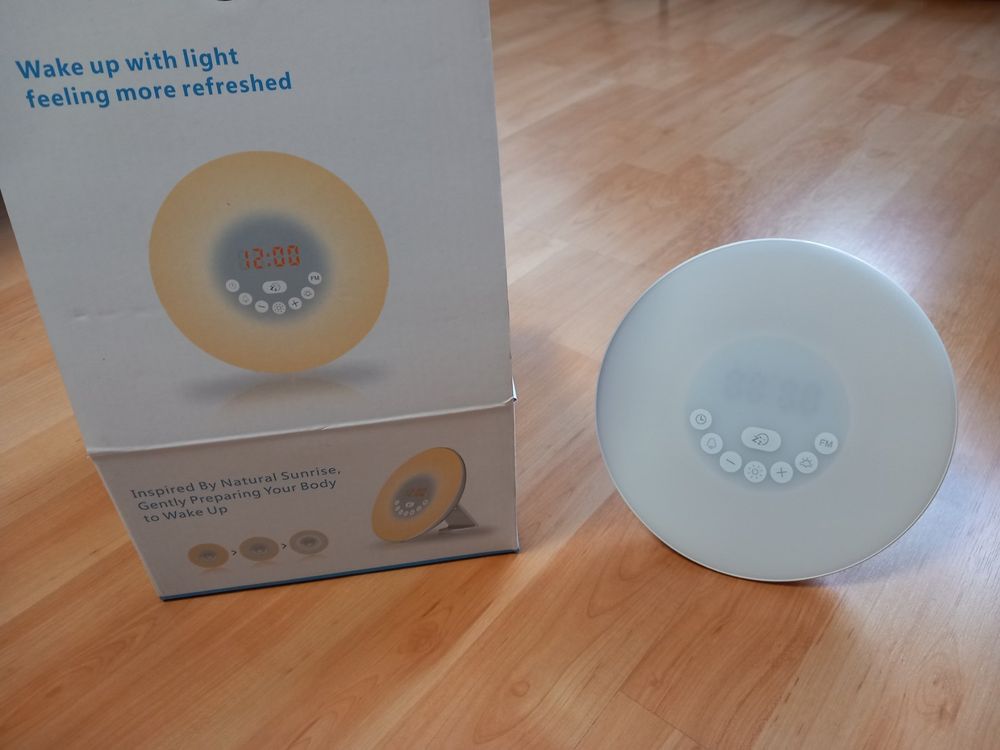 Wecker mit sunrise simulation (Neu und originalverpackt) in Baar für ...
