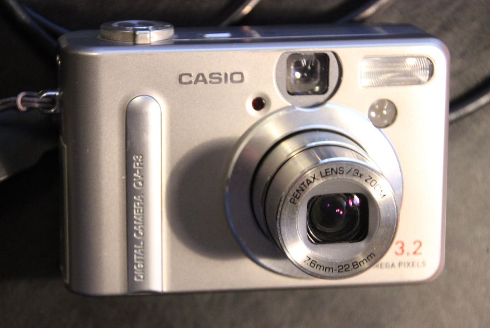 Casio QV-R3 Digital-Kamera | Kaufen auf Ricardo