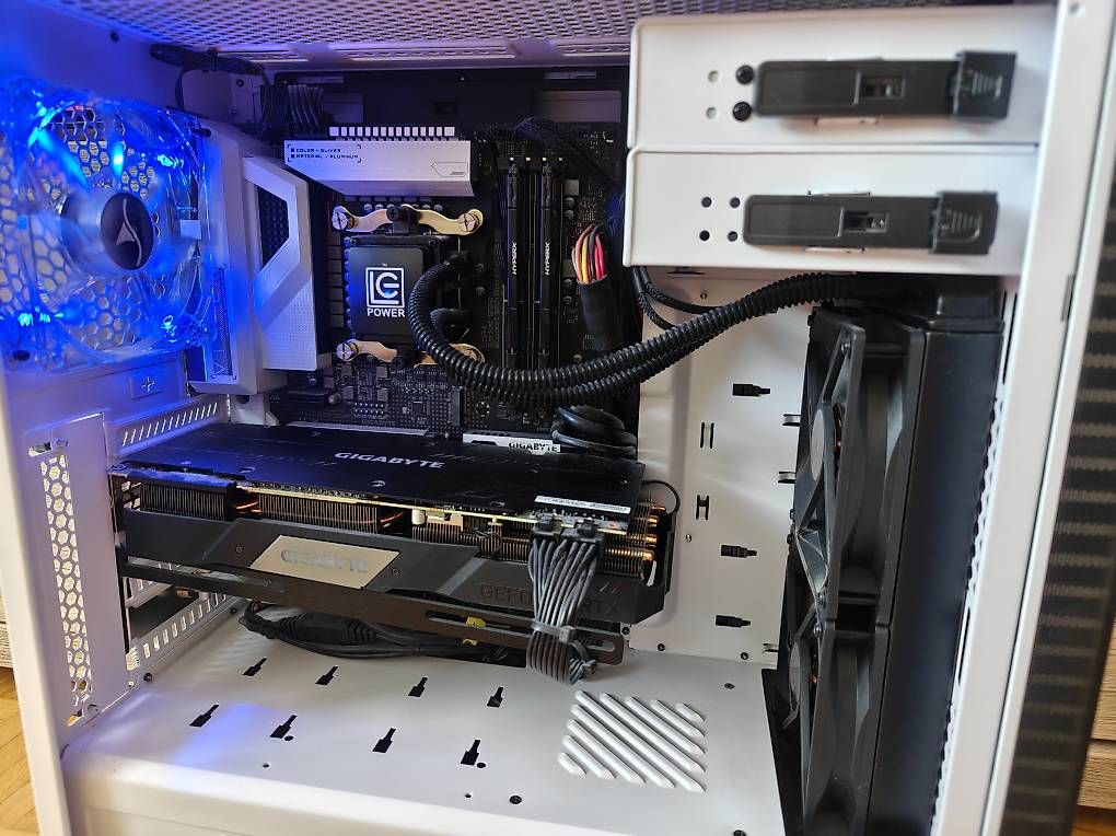 Gaming PC (i7-10700K + 32GB + 5TB + RTX 2080 Super 8GB) (Gebraucht) in ...
