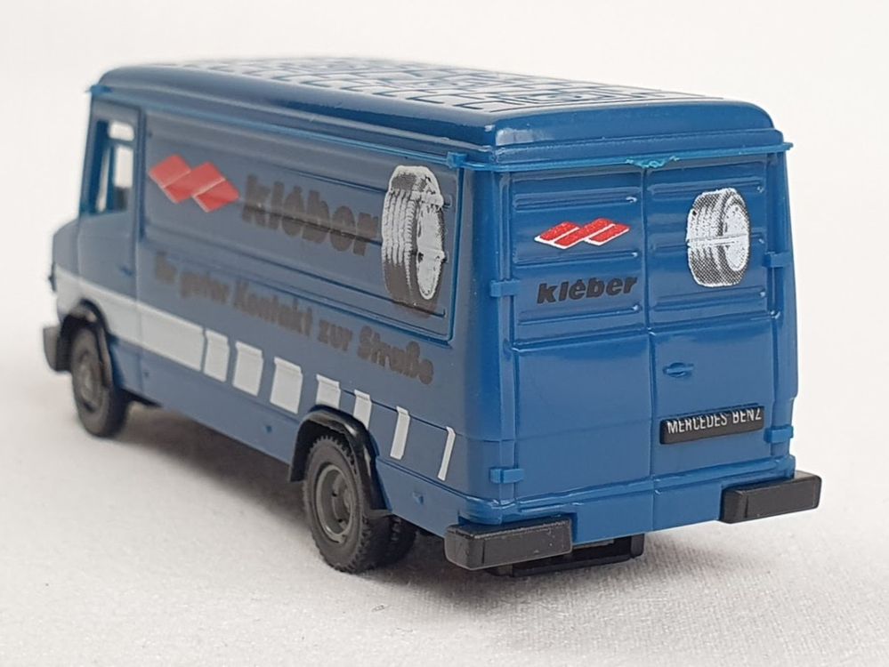 Praline 4323 MB 507D Bus Kleber Reifen 1:87/H0 (Gebraucht) in Seon für ...