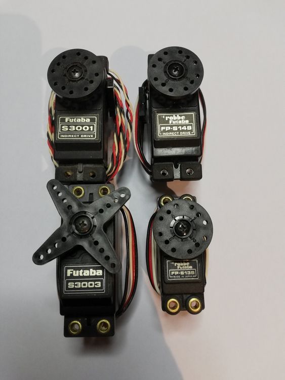 4 Futaba Servos (Gebraucht) in Witterswil für CHF 25 – mit Lieferung auf Ricardo kaufen