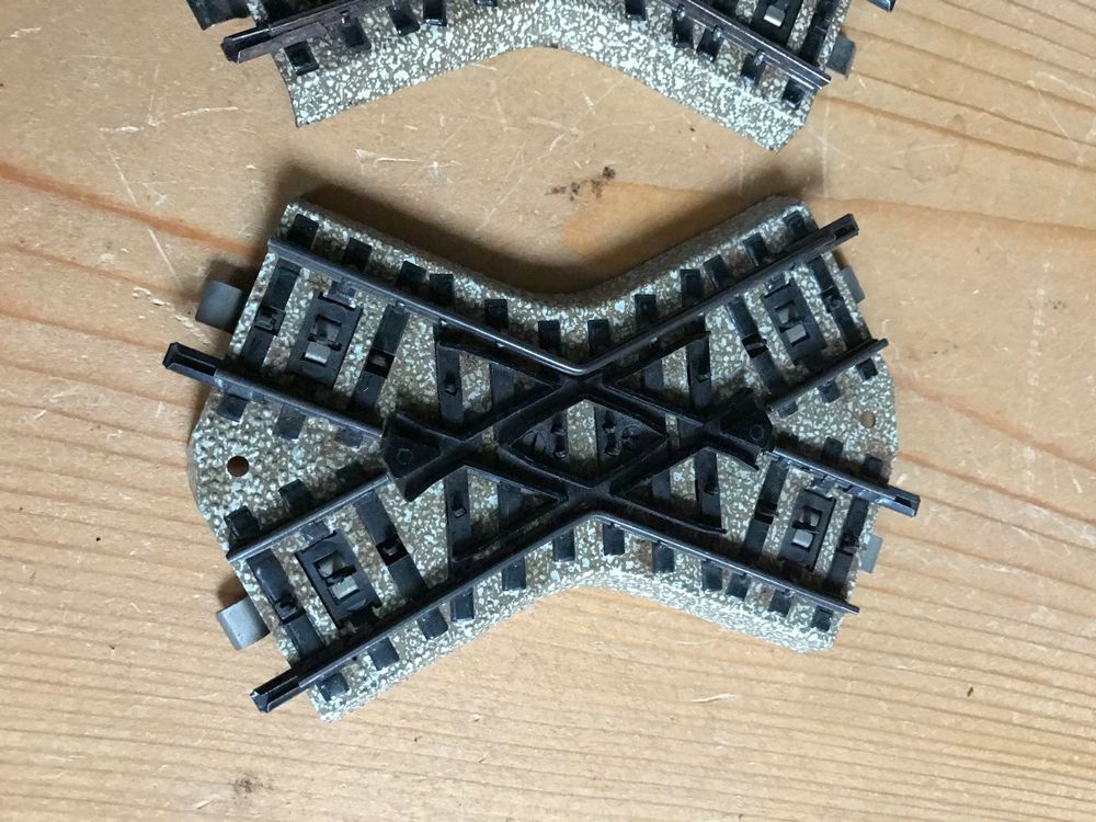 märklin 2 x 5211, kreuzungen (Gebraucht) in Liestal für CHF 4.9 – mit ...