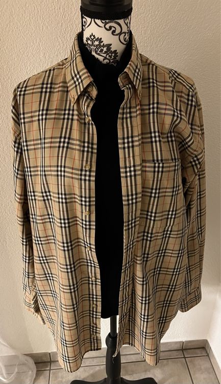 Burberry chemise L (Gebraucht) in Forel FR für CHF 69 – mit Lieferung auf Ricardo kaufen