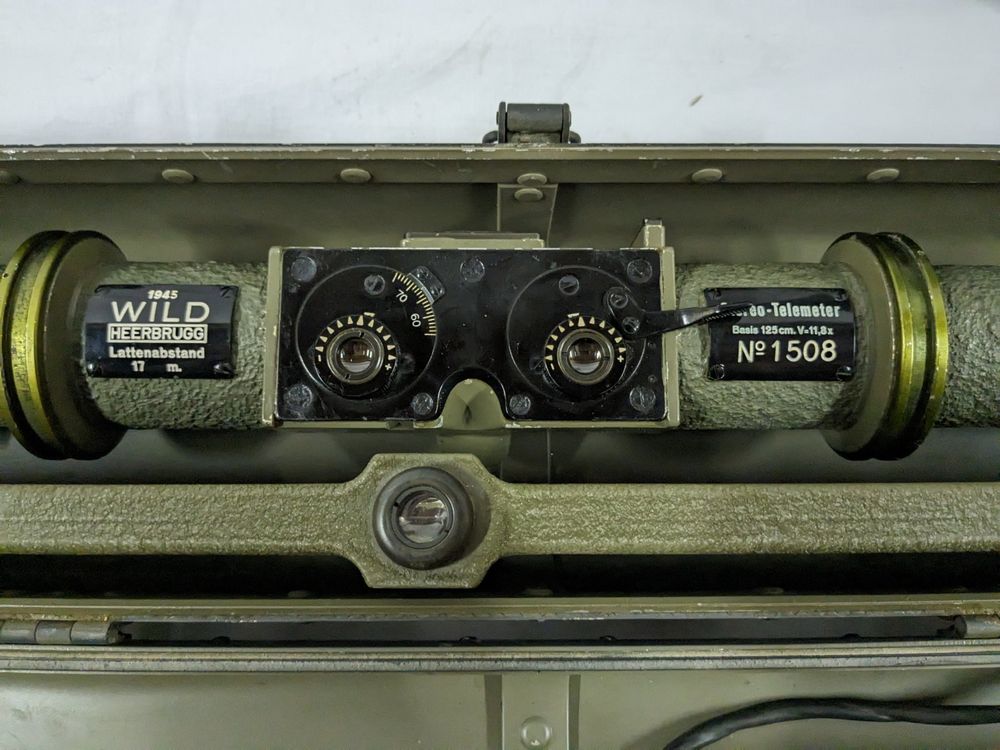 Stereo-Telemeter von Wild Heerbrugg, Jahr 1945 (Gebraucht) in Münsingen ...