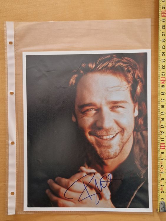Russell Crowe, Original Autogramm auf Grossfoto in Farbe (Gebraucht) in ...
