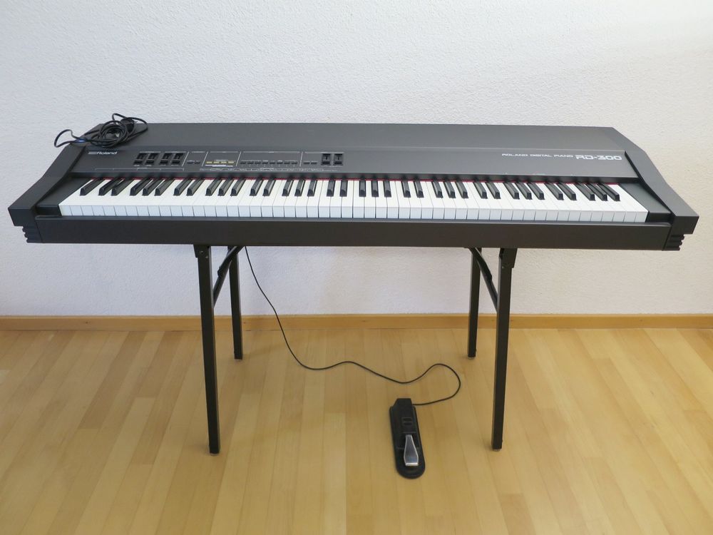 Digitalpiano, Klavier Roland RD-300 (Gebraucht) in für CHF 69 – nur ...