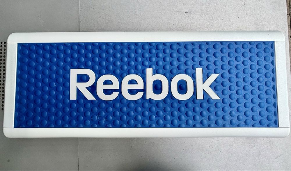 Reebok Step Board (Neu (gemäss Beschreibung)) in Rafz für CHF 35 – mit ...