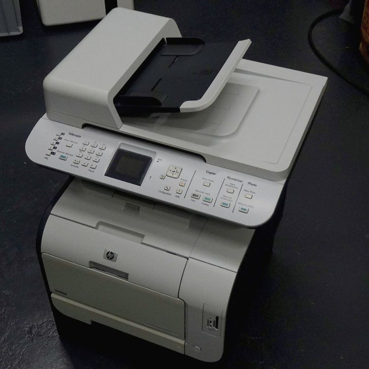 HP Color Laserjet CM2320 fxi MFP (Gebraucht) in Bern für CHF 48 – mit ...