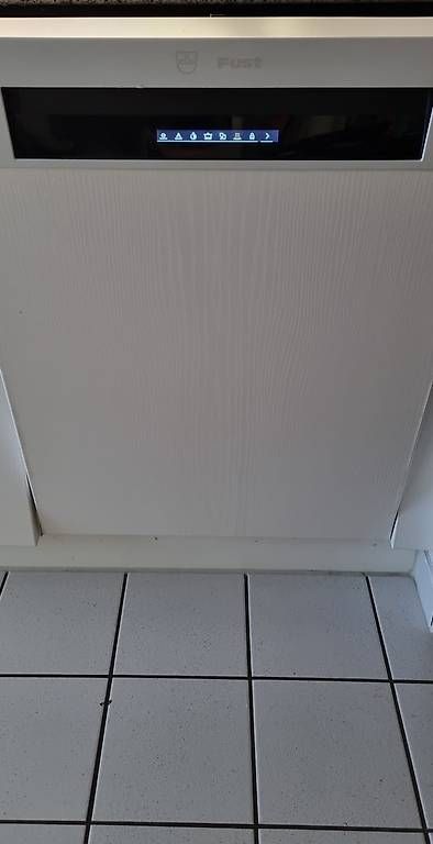 Fust Geschirrspühler von V-Zug Adora V2000 Linie (Gebraucht) in ...