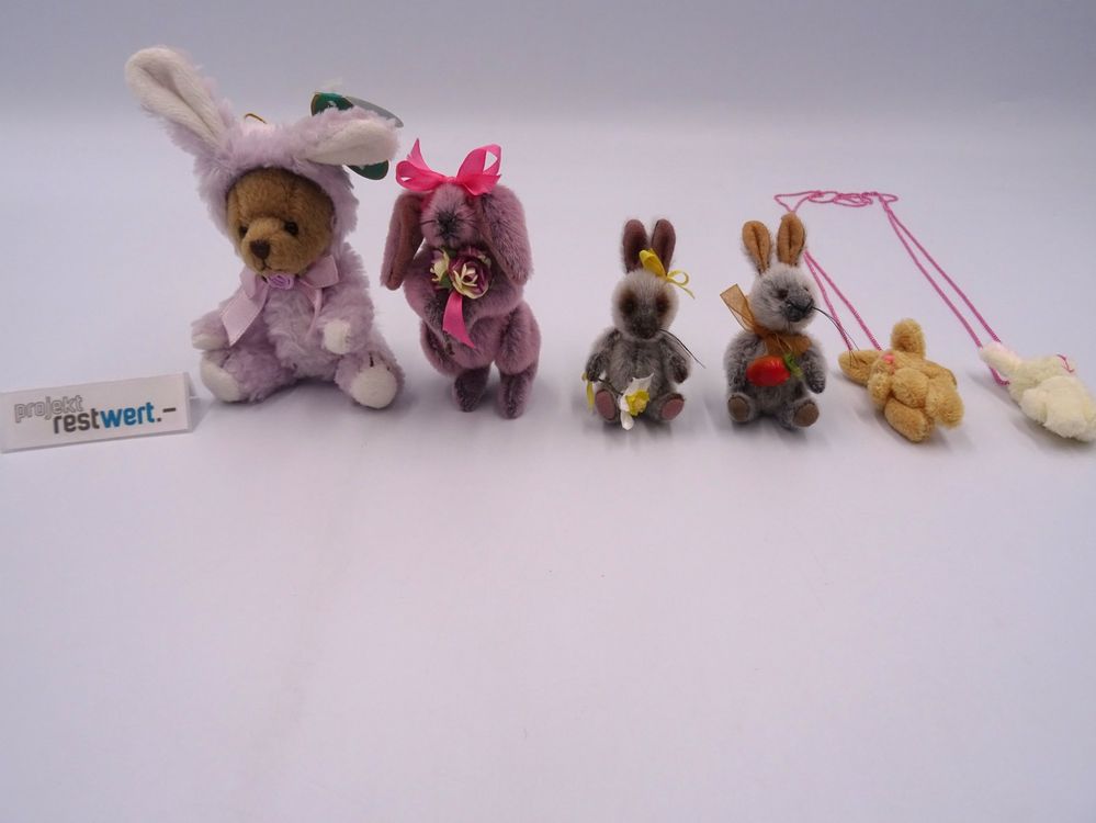 Teddybärset (4 Teddies + 2 Anhänger) (Gebraucht) in für CHF 69 – mit ...