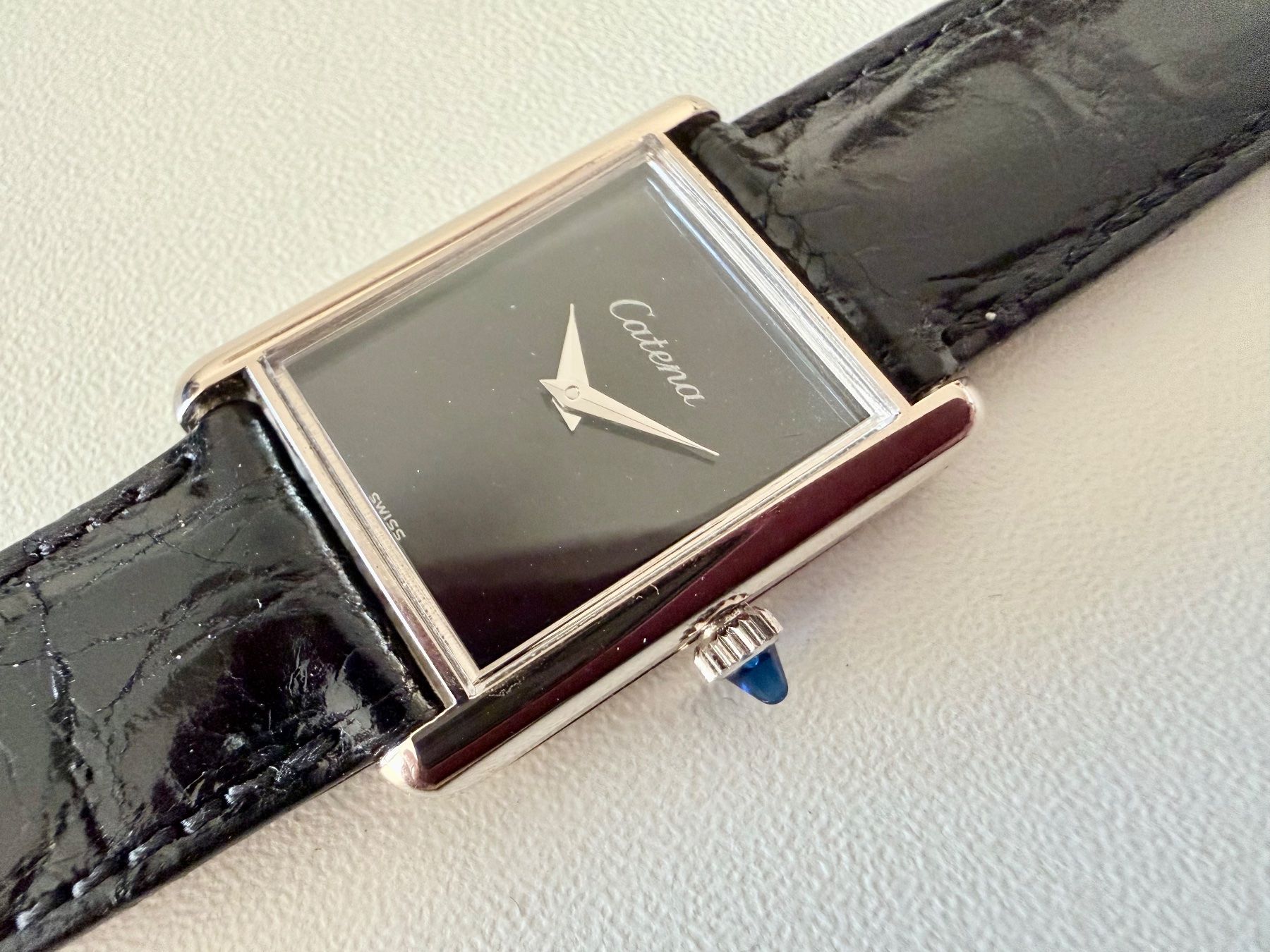 CATENA "Tank" type, MEDIUM, Plaqué or blanc,Mechanical,Swiss (Neuf avec ...