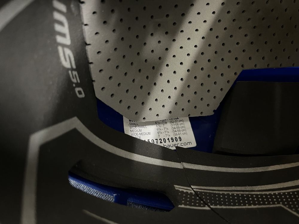 Bauer Eishockey Helm mit Gitter (Kinder) (Gebraucht) in Wallisellen für ...