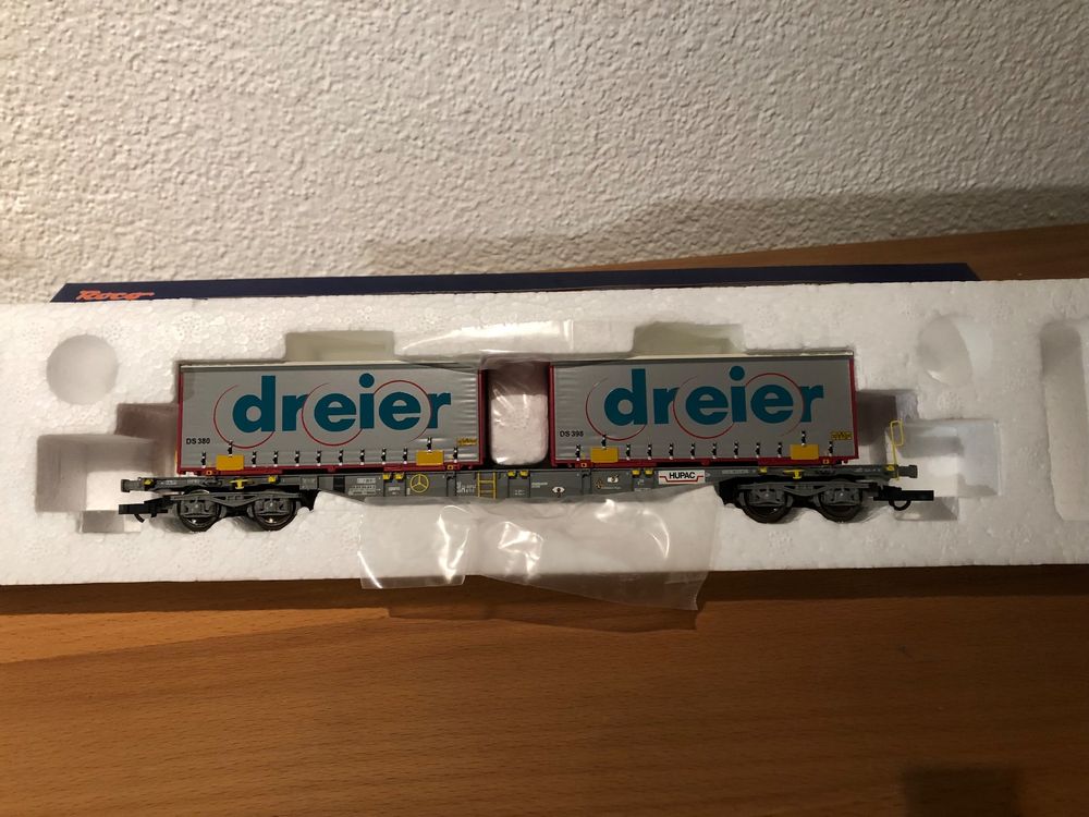 Roco H0 66629 4-achsiger Containertragwagen HUPAC (Neu und ...