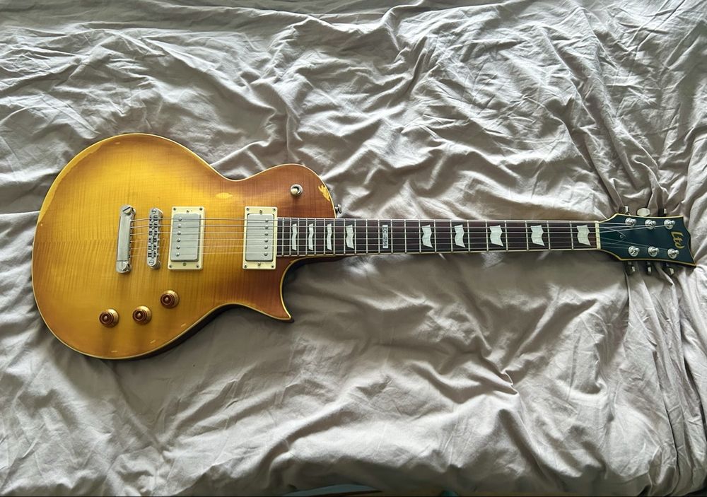 ESP LTD EC-256 AHB Distressed Series aged honey burst (Gebraucht) in ...