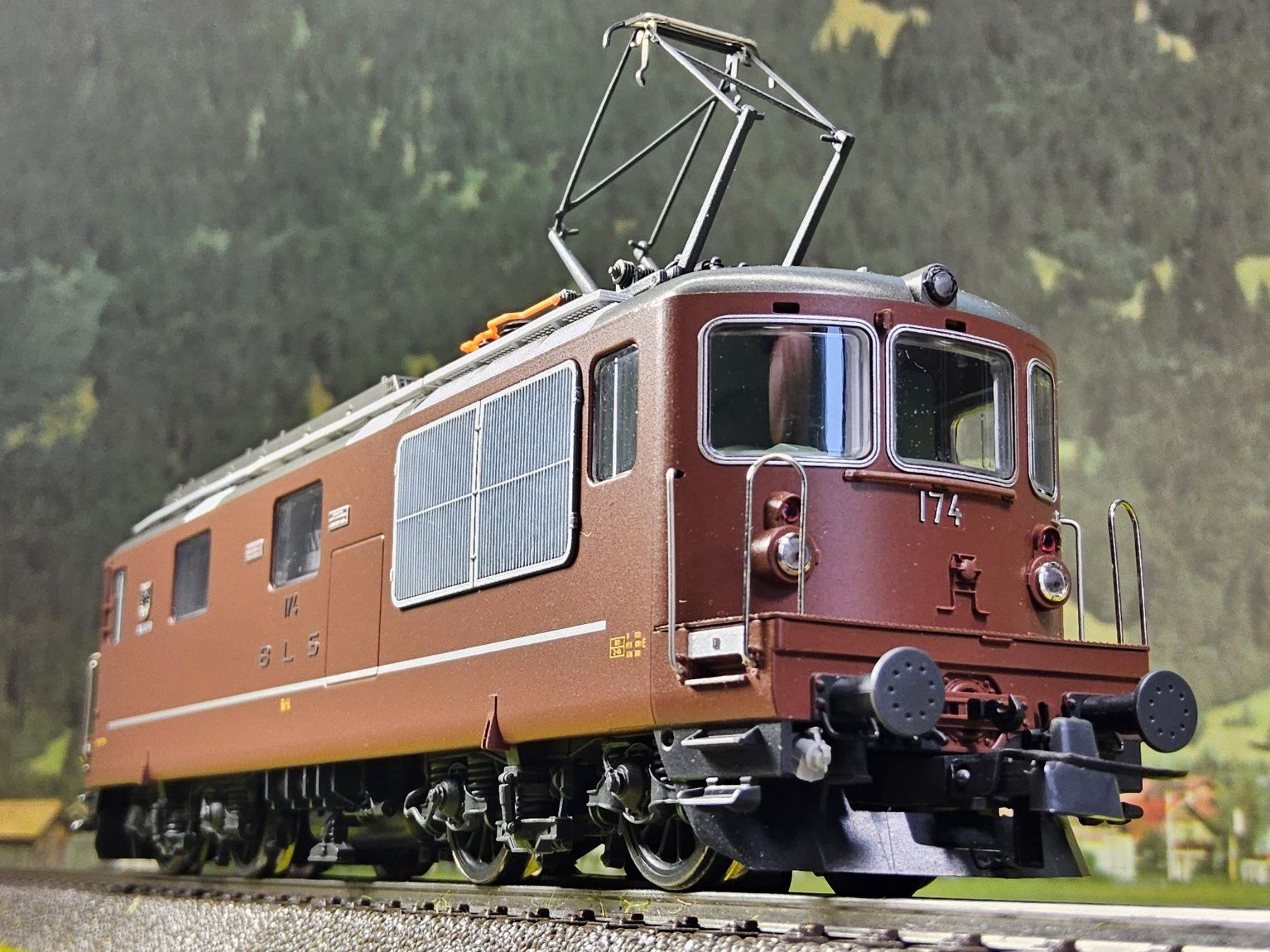 Roco 79819 _ BLS E-Lokomotive Re 4/4 Frutigen digital AC H0 (Gebraucht ...