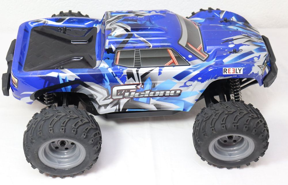 Reely Cyclone Monster Truck 4WD 1:10 RTR (Gebraucht) in Frick für CHF ...