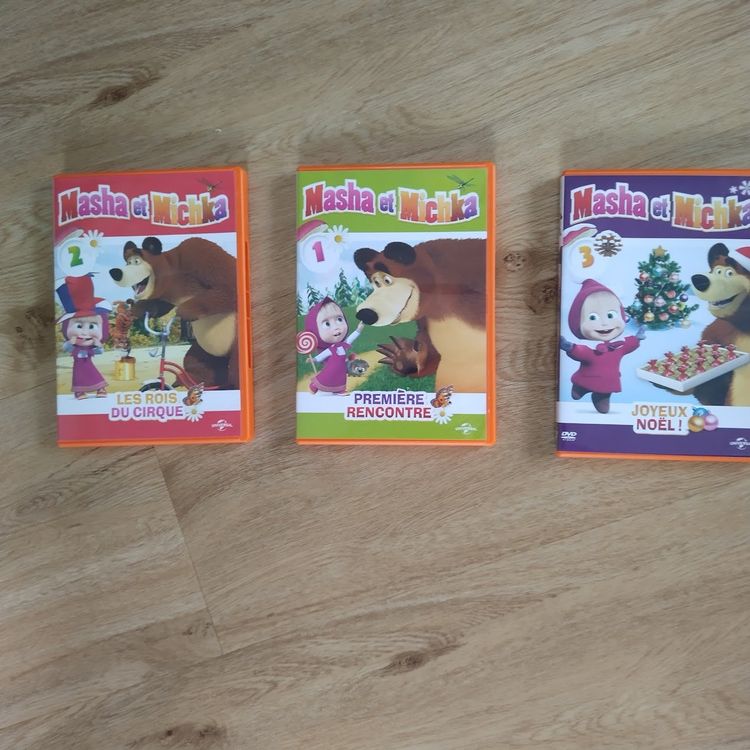 DVD Masha et Michka 3 pièces (Gebraucht) in Fribourg für CHF 6 – mit ...