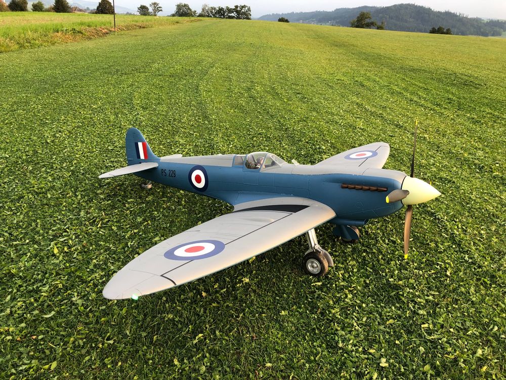 RC Spitfire Mk IX 1.6 m (Gebraucht) in Luzern für CHF 280 – nur ...