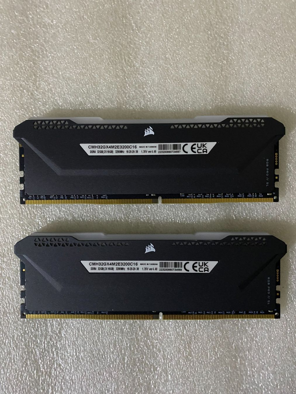 Corsair Vengeance RGB Pro SL DDR4 3200MHz 2x16=32GB (Gebraucht) in ...
