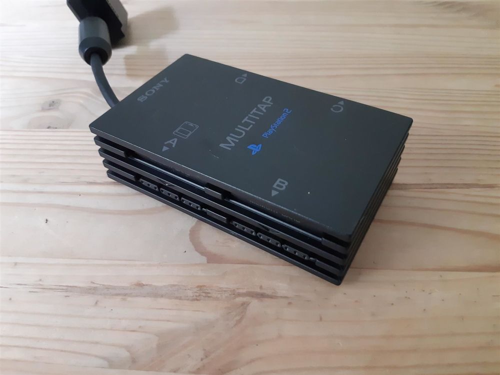 Original SONY Playstation 2 PS2 FAT Multiplayer Multitap | Kaufen auf Ricardo