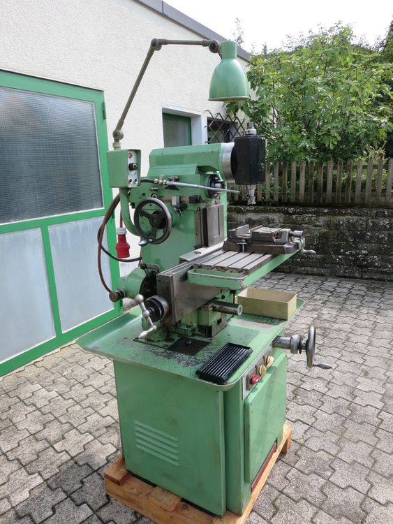 Fräsmaschine Aciera F3 mit Zubehör (Gebraucht) in Schönholzerswilen für ...