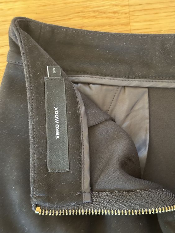 Schwarzer Minirock - XS (Gebraucht) in Winterthur für CHF 12 – mit ...