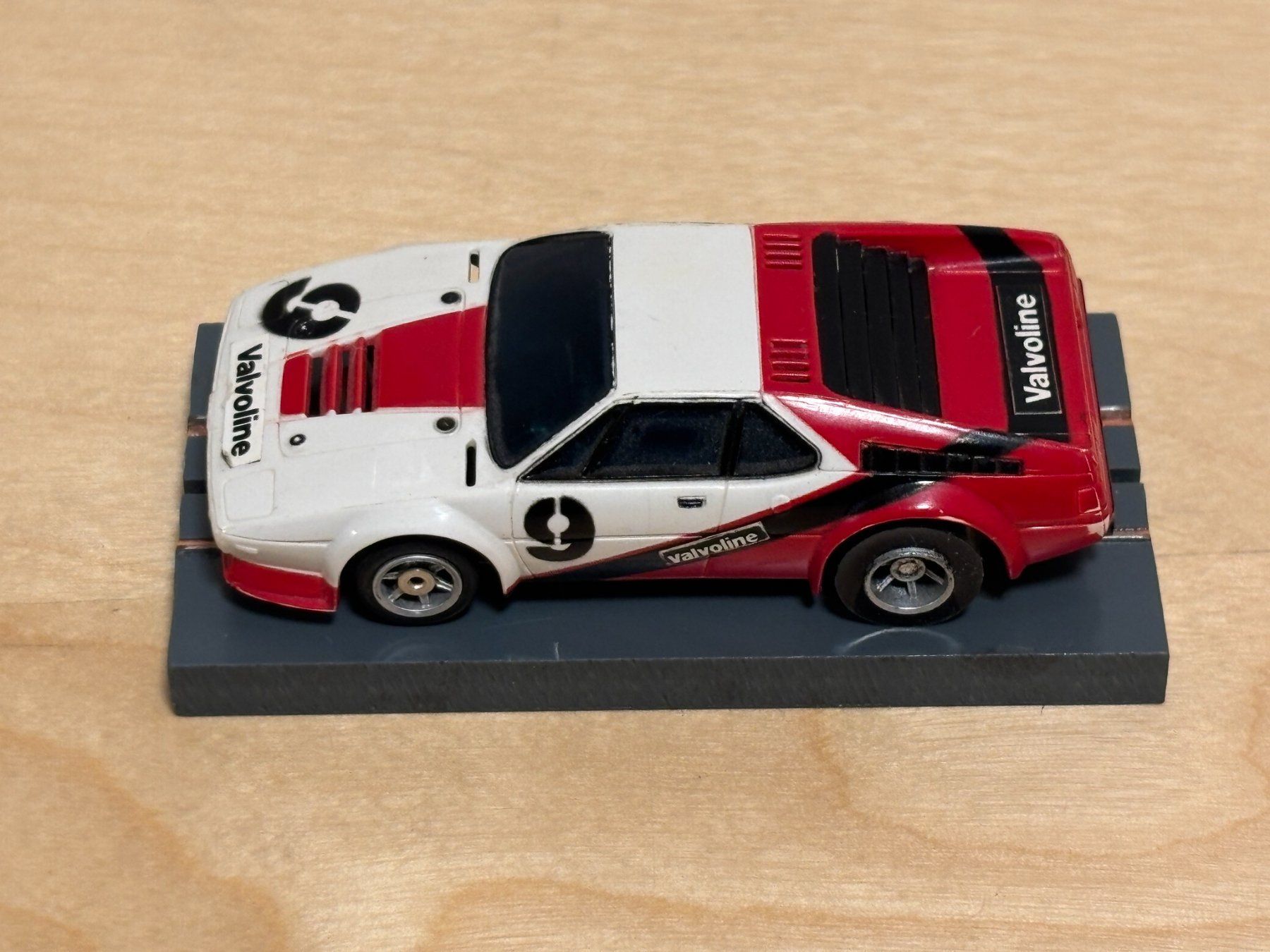 Faller/Aurora AFX G+Plus BMW M1 "Valvoline" weiss/rot (Gebraucht) in ...