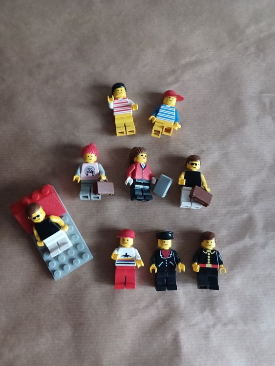 9 Lego Figuren :Urlaub/Flugpilot/Passagieren ..Gemäss Bilder | Kaufen ...