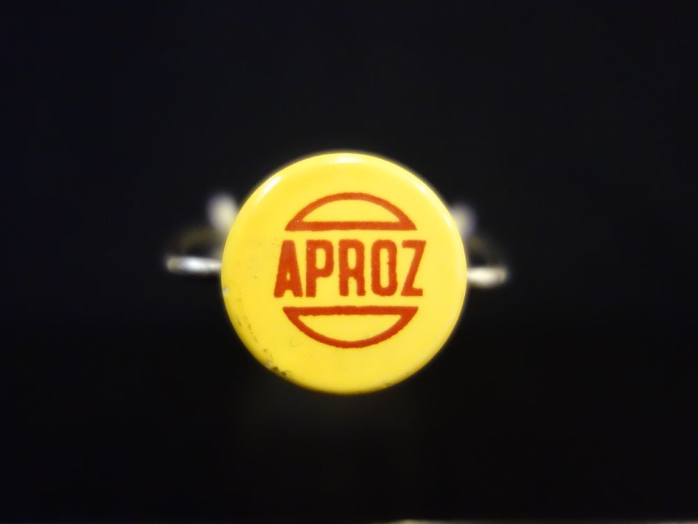 alte Flasche MINERALQUELLE SOURCE MINERALE APROZ (Gebraucht) in Kerzers für CHF 125 – nur ...