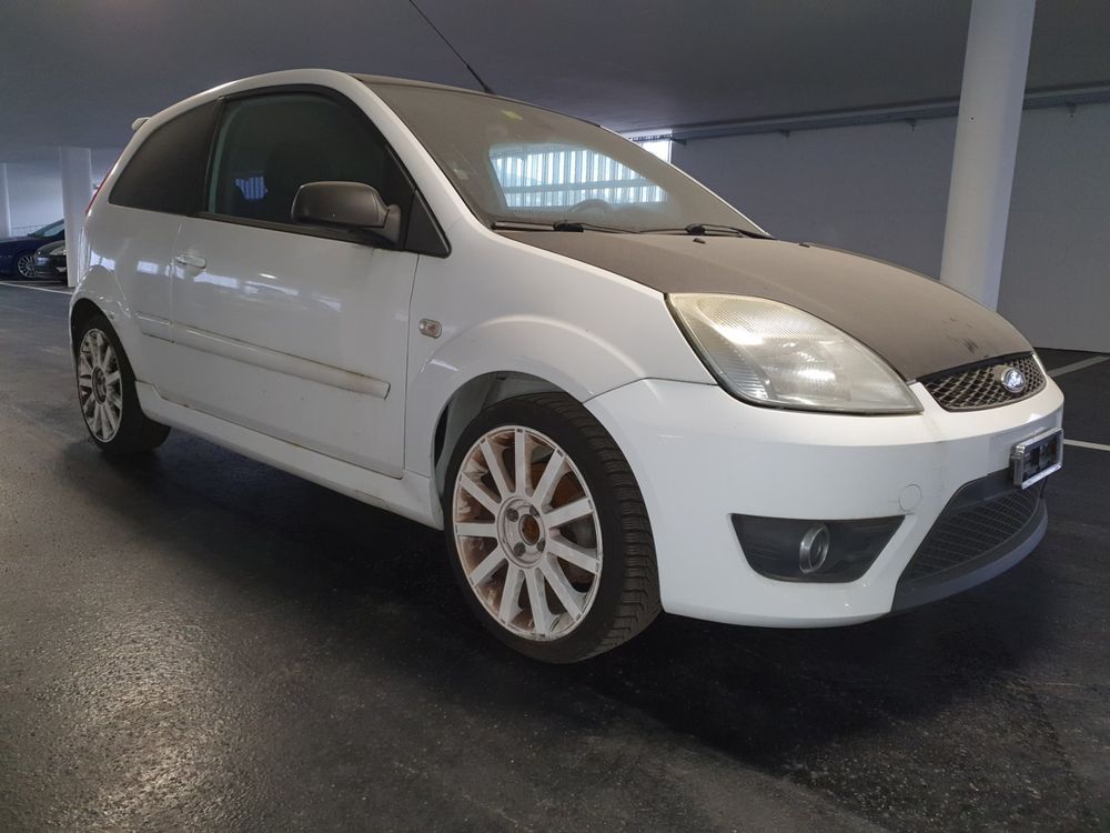 Ford Fiesta ST mit Stoffler Spoileransatz und Auspuffanlage | Kaufen ...