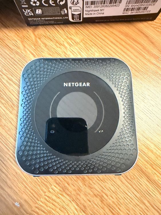 Netgear Nighthawk M1 Mobiler Router Gigabit LTE, Top! (Gebraucht) in ...