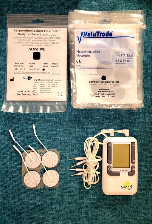 Saneo TENS Schmerztherapiegerät - Top Zustand! Komplett (Gebraucht) in ...